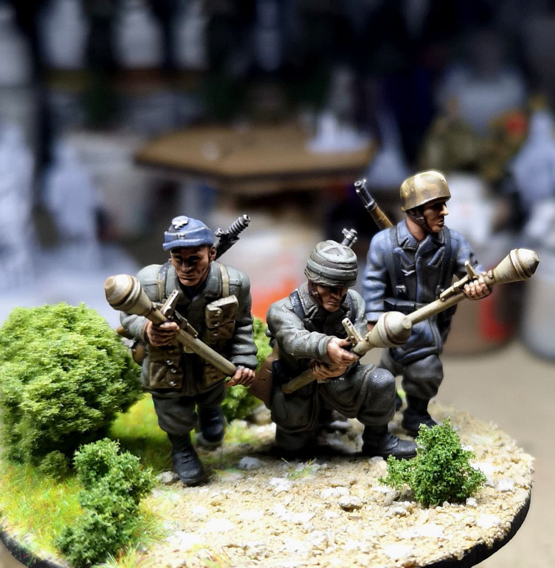 Colonel Muller Miniatures German Fallschirmjager PzFaust Team 28mm ...